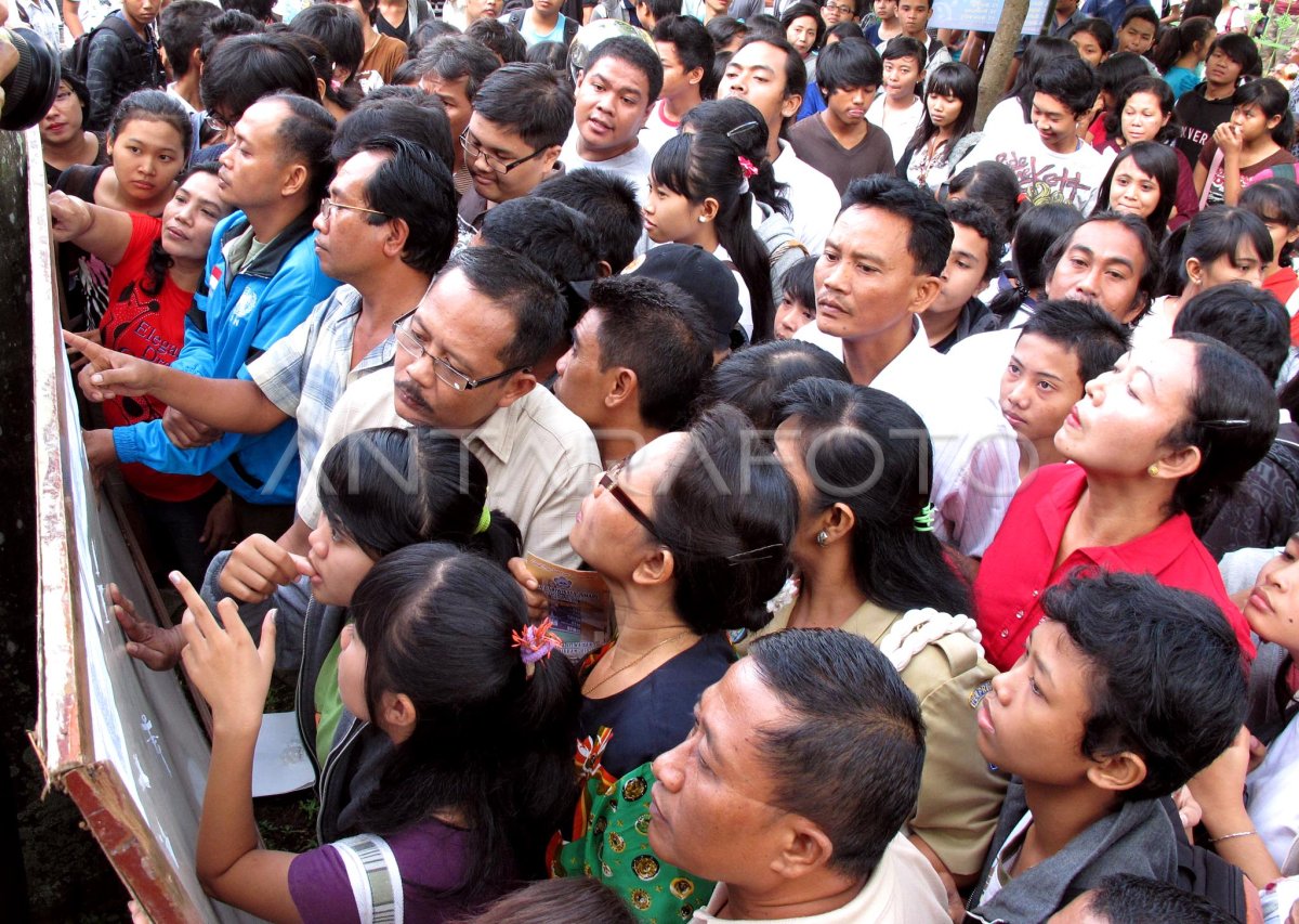 Penerimaan Siswa Baru Antara Foto