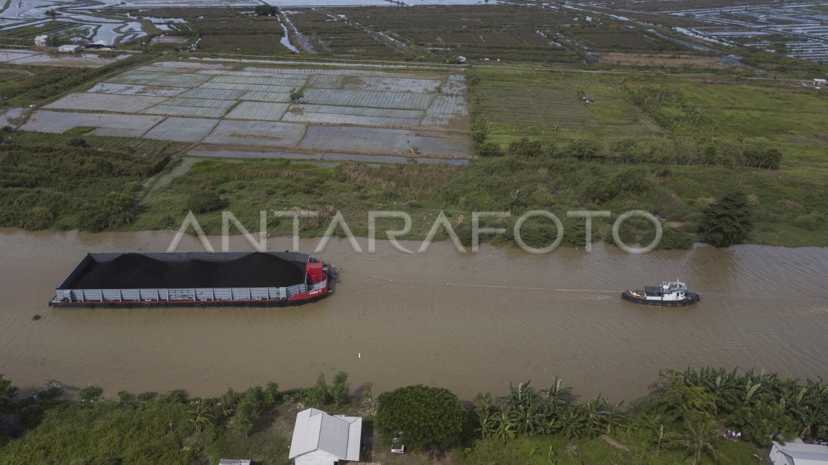 HARGA BATU BARA ACUAN NAIK | ANTARA Foto HARGA BATU BARA ACUAN NAIK | ANTARA Foto