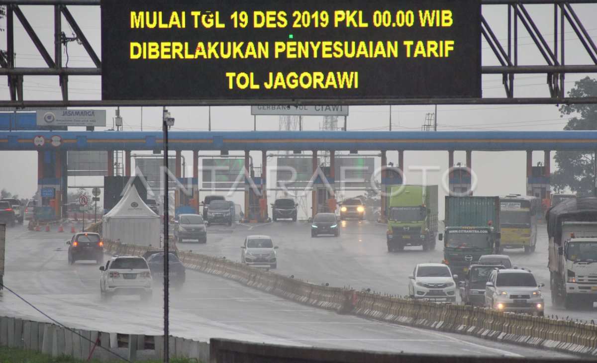 PENYESUAIAN TARIF TOL JAGORAWI | ANTARA Foto