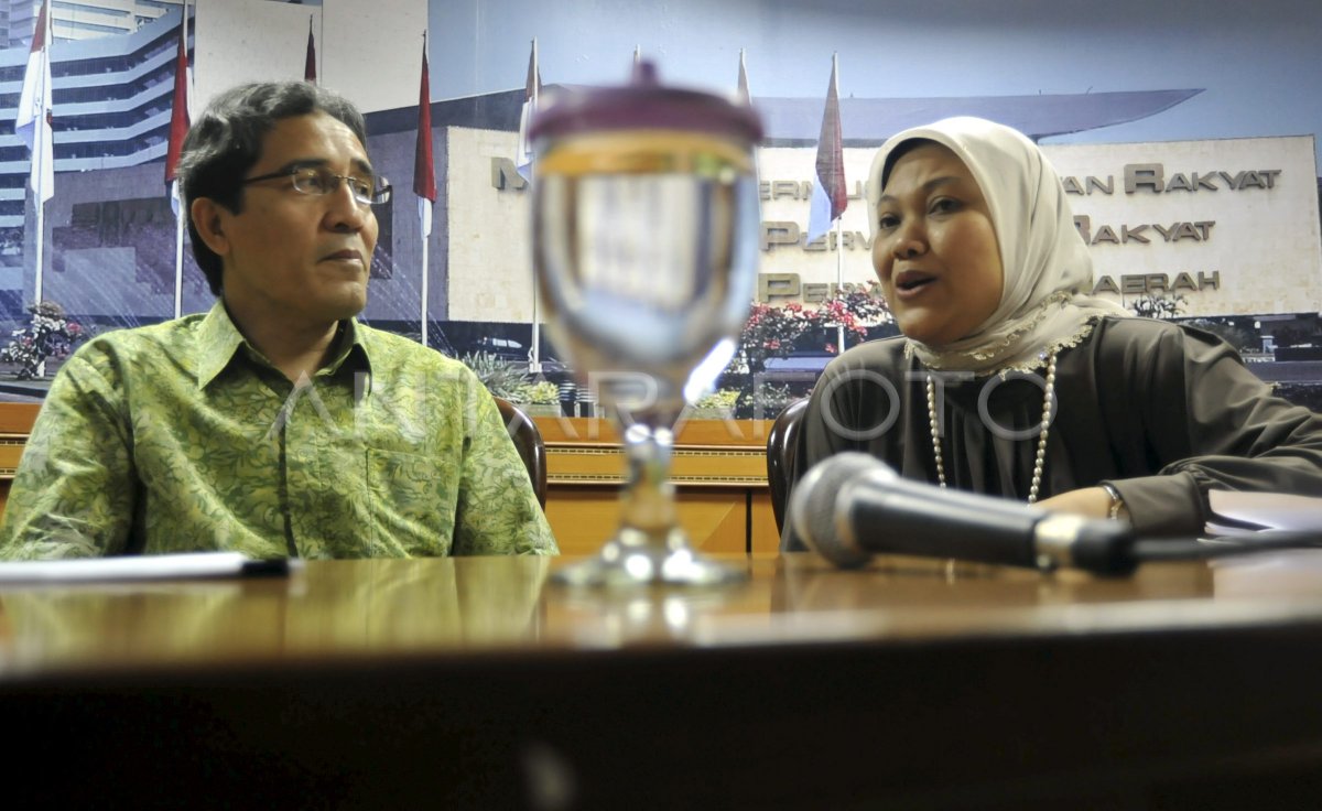 AMBANG BATAS PARLEMEN | ANTARA Foto