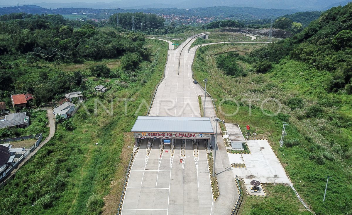 PERSIAPAN ARUS MUDIK DI JALAN TOL CISUMDAWU | ANTARA Foto