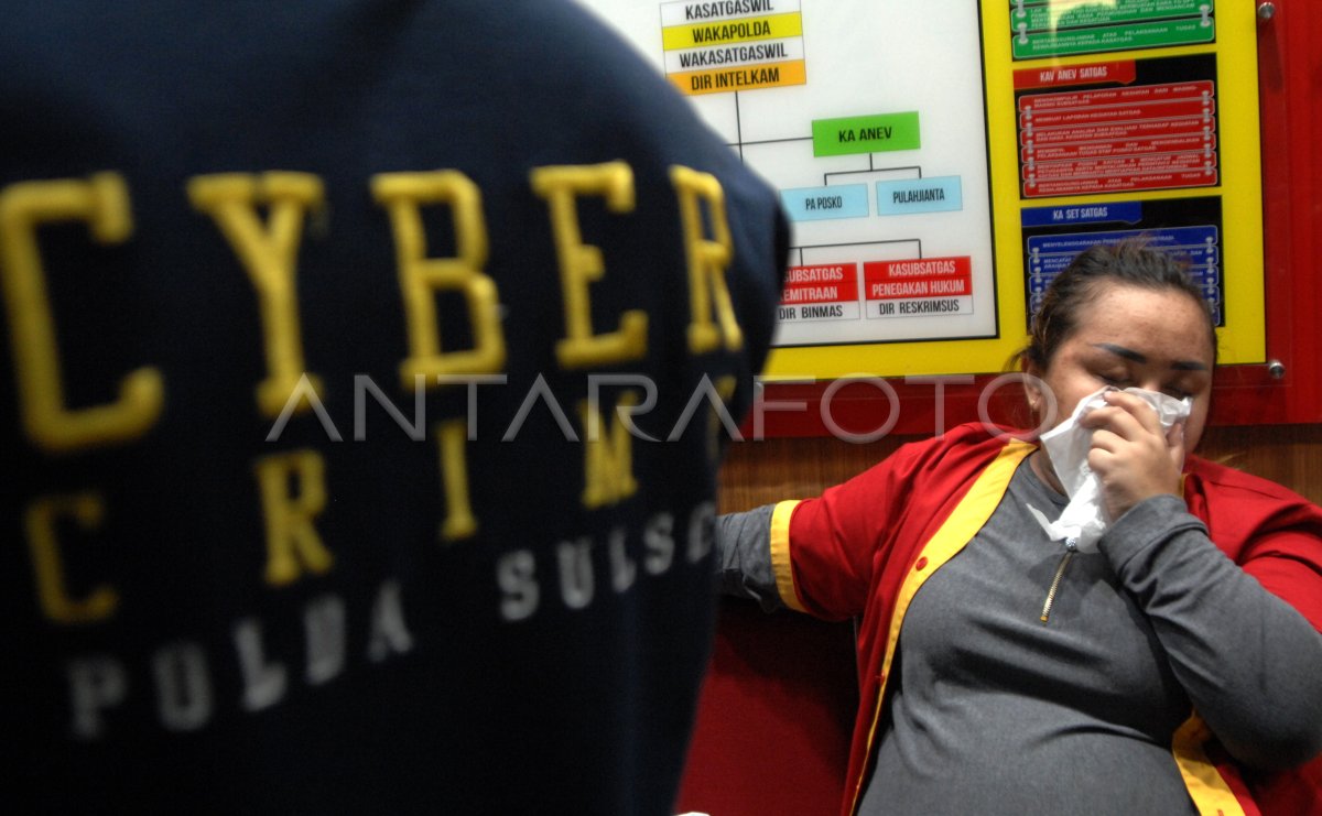 Rilis Penipuan Daring Jaringan Internasional Antara Foto
