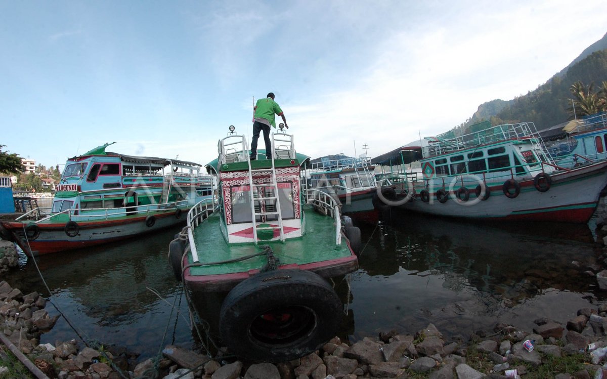 WISATA DANAU TOBA | ANTARA Foto