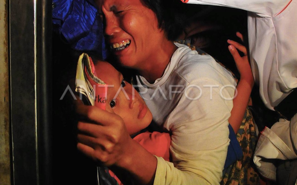 ARUS BALIK | ANTARA Foto