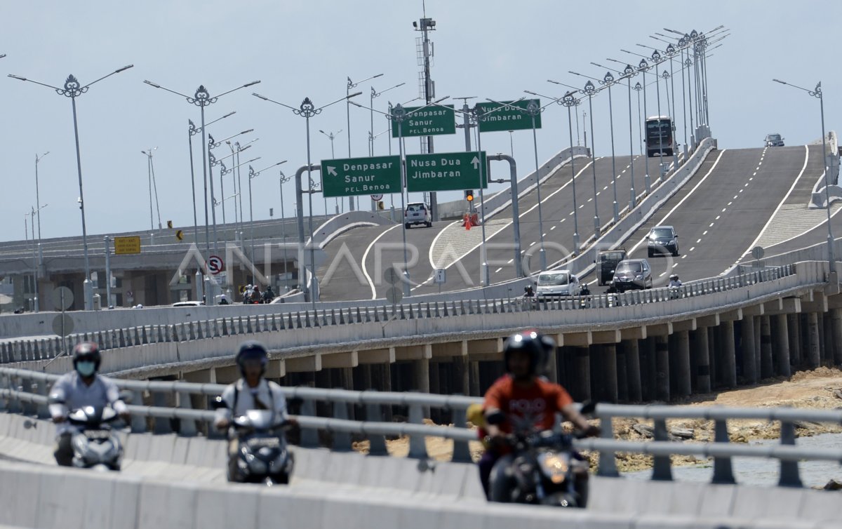 TOL BALI MULAI BEROPERASI | ANTARA Foto TOL BALI MULAI BEROPERASI | ANTARA Foto