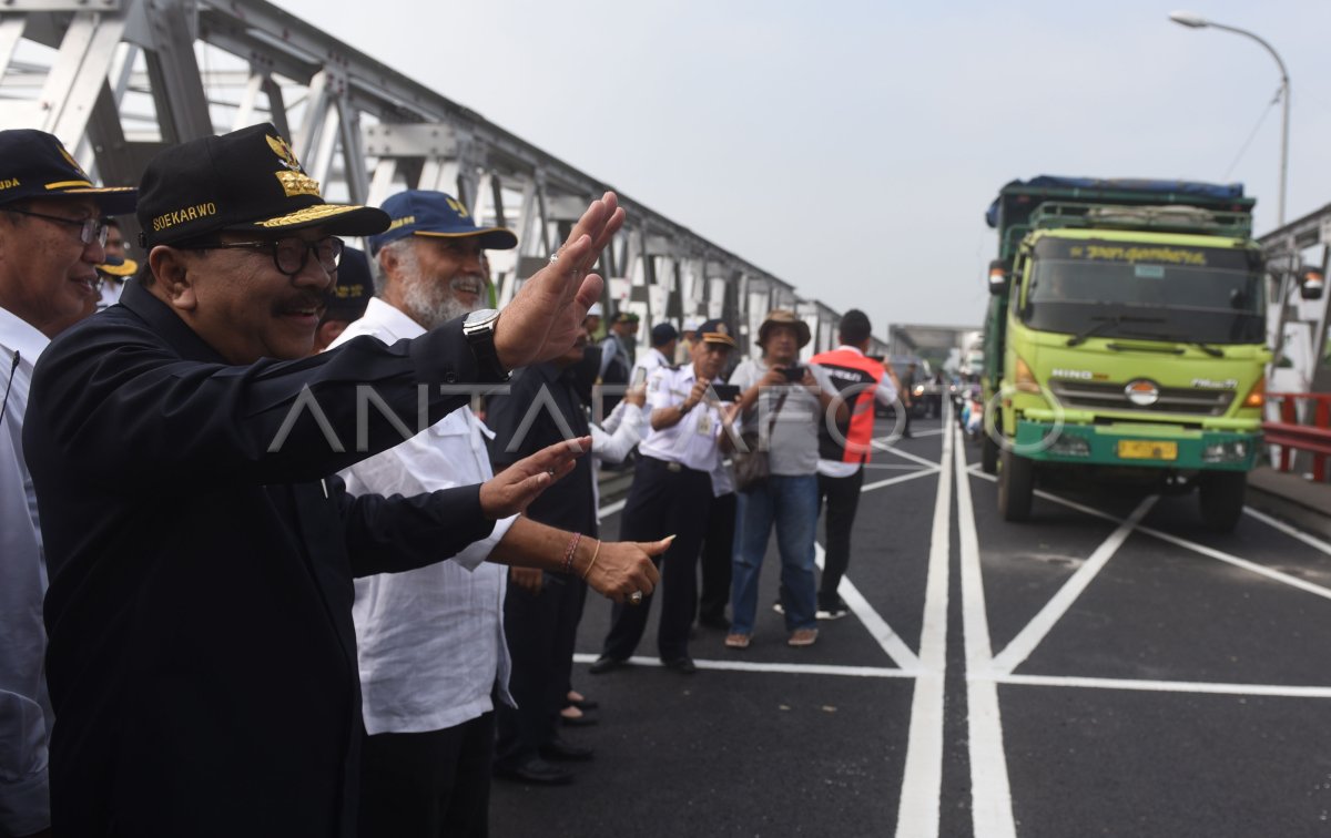 JEMBATAN WIDANG | ANTARA Foto JEMBATAN WIDANG | ANTARA Foto