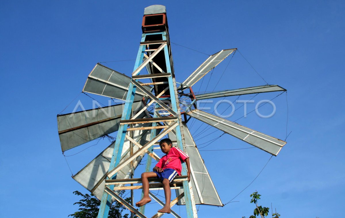 KINCIR AIR | ANTARA Foto