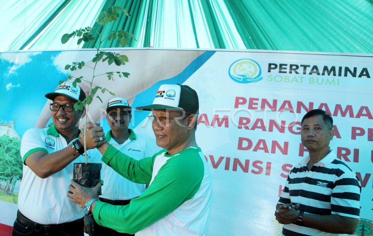 PERTAMINA TANAM BIBIT POHON | ANTARA Foto
