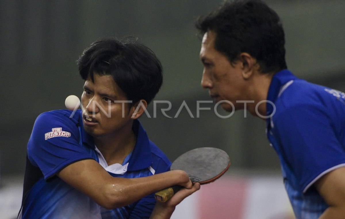 EMAS TENIS MEJA BEREGU JABAR | ANTARA Foto