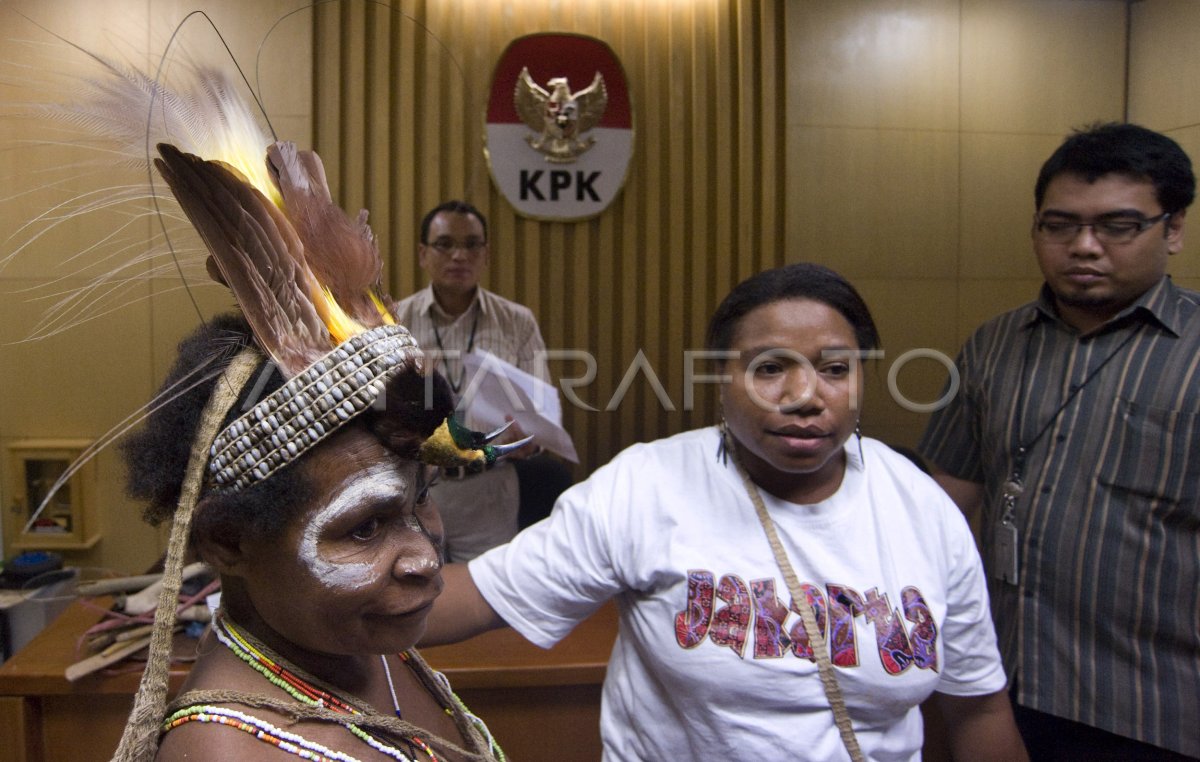 BERI DUKUNGAN | ANTARA Foto BERI DUKUNGAN | ANTARA Foto