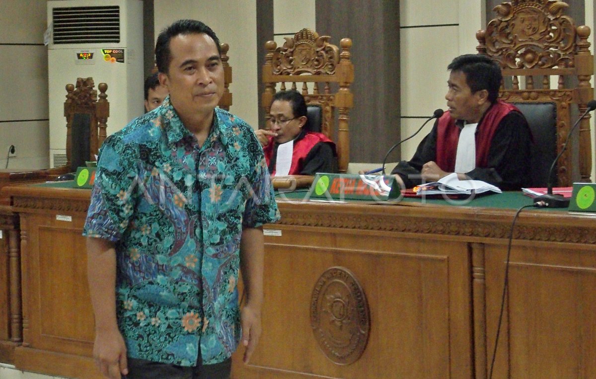 VONIS KASUS KORUPSI PENGADAAN PUPUK | ANTARA Foto VONIS KASUS KORUPSI PENGADAAN PUPUK | ANTARA Foto