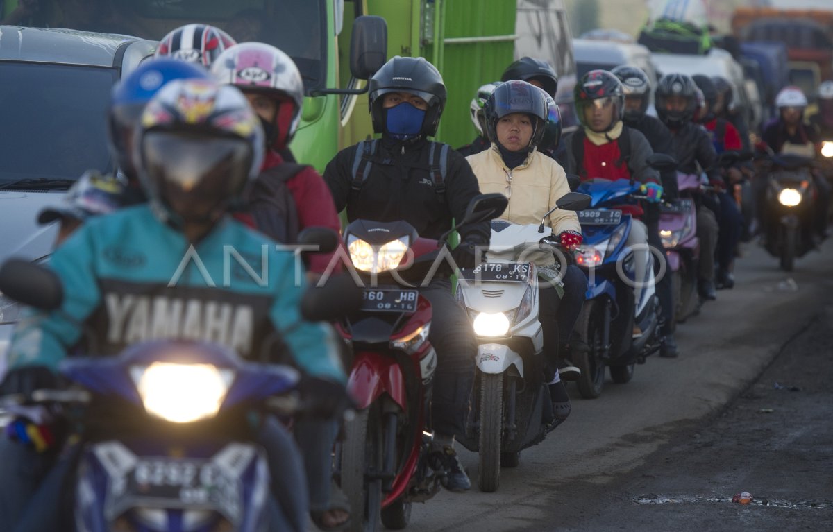 ARUS MUDIK PANTURA | ANTARA Foto