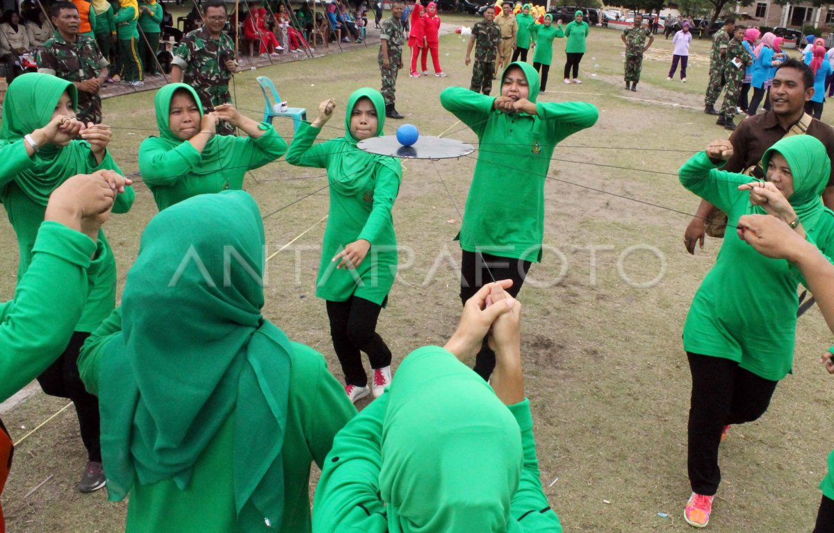 LOMBA MEMPERINGATI HUT TNI | ANTARA Foto