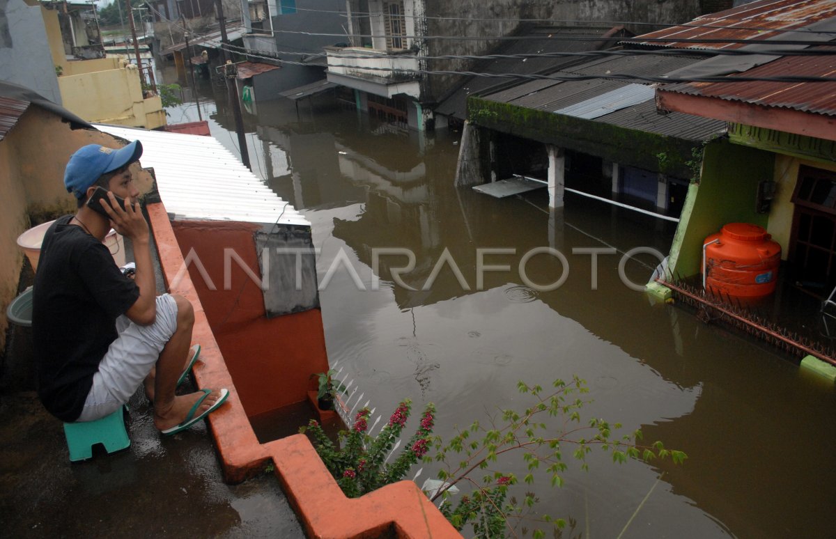 BANJIR MAKASSAR | ANTARA Foto