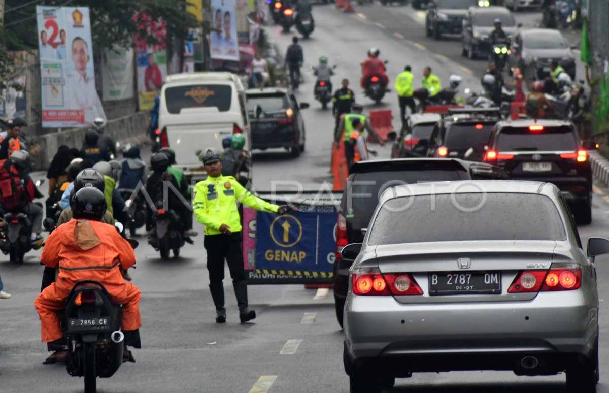 Penerapan ganjil genap di jalur Puncak Bogor | ANTARA Foto