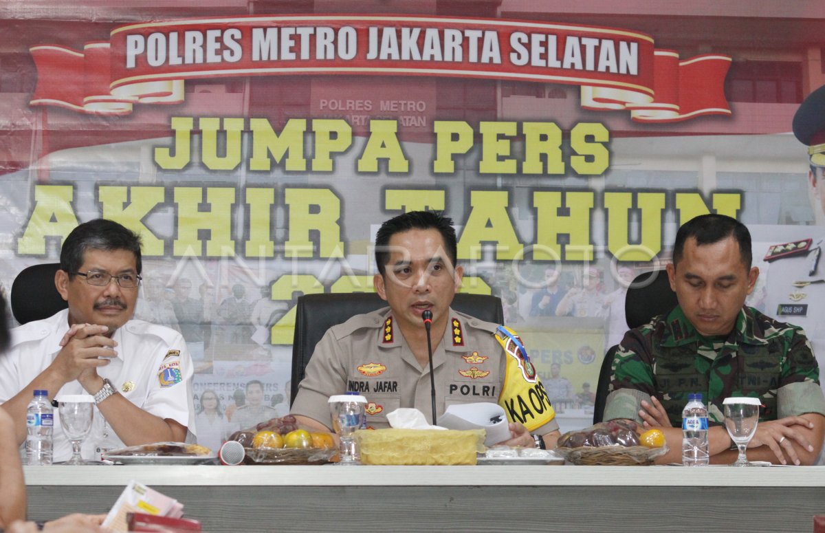LAPORAN AKHIR TAHUN POLRES JAKARTA SELATAN | ANTARA Foto