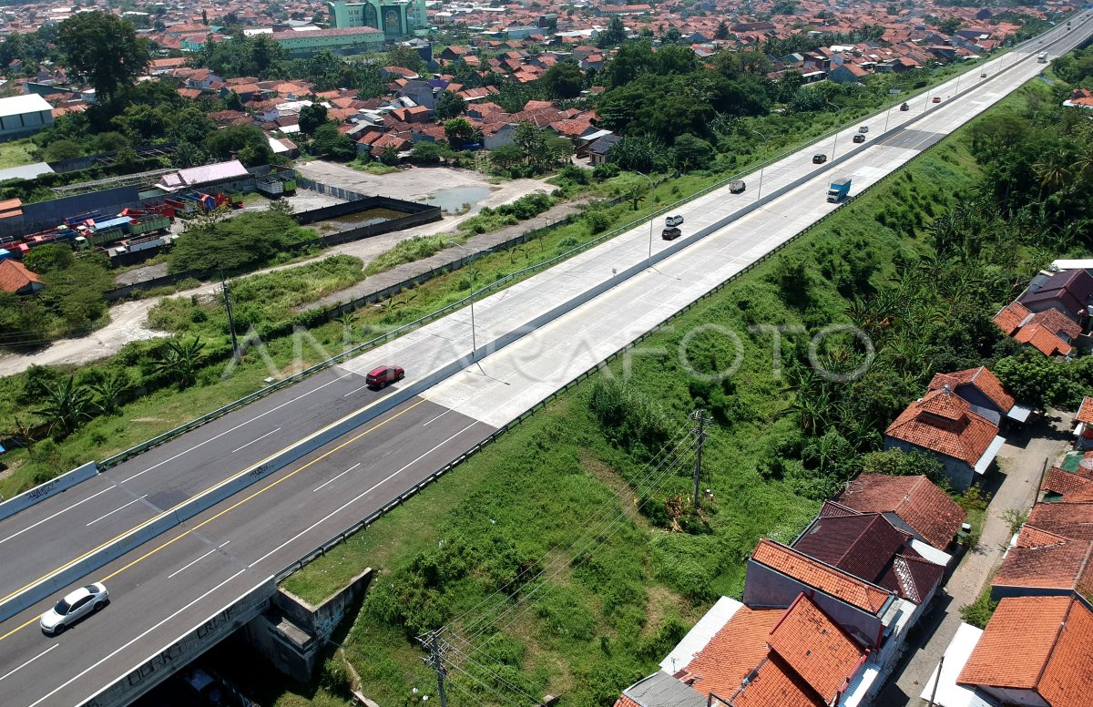 ARUS JALAN TOL MULAI MENINGKAT | ANTARA Foto