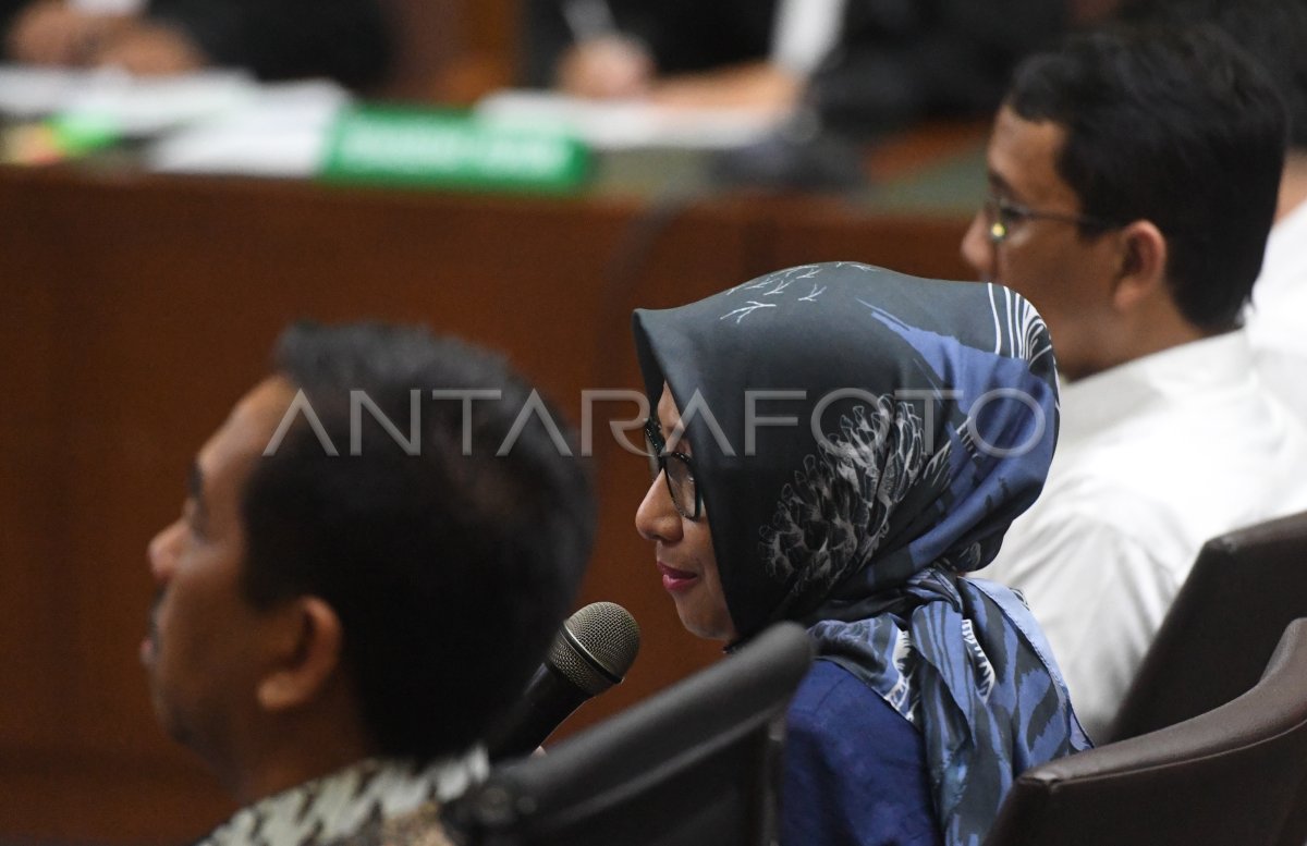 DIRUT AP II BERSAKSI DI TIPIKOR | ANTARA Foto