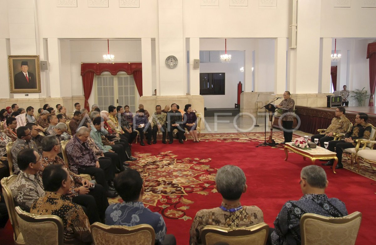 PENGHARGAAN KETERBUKAAN INFORMASI PUBLIK | ANTARA Foto PENGHARGAAN KETERBUKAAN INFORMASI PUBLIK | ANTARA Foto