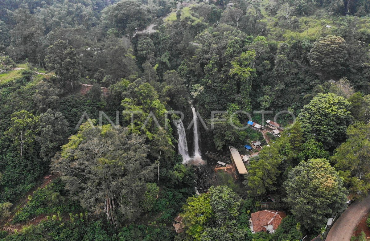 PENUTUPAN KAWASAN WISATA DI KABUPATEN BANDUNG | ANTARA Foto PENUTUPAN KAWASAN WISATA DI KABUPATEN BANDUNG | ANTARA Foto