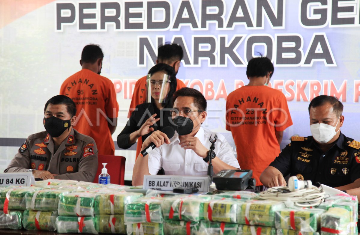 UNGKAP KASUS NARKOTIKA JARINGAN ACEH-MALAYSIA | ANTARA Foto UNGKAP KASUS NARKOTIKA JARINGAN ACEH-MALAYSIA | ANTARA Foto