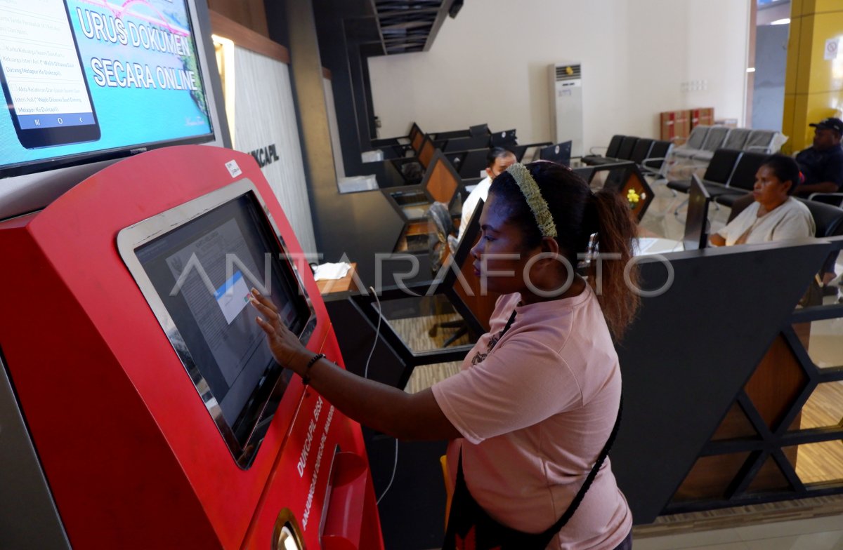 Mal Pelayanan Publik di Jayapura | ANTARA Foto