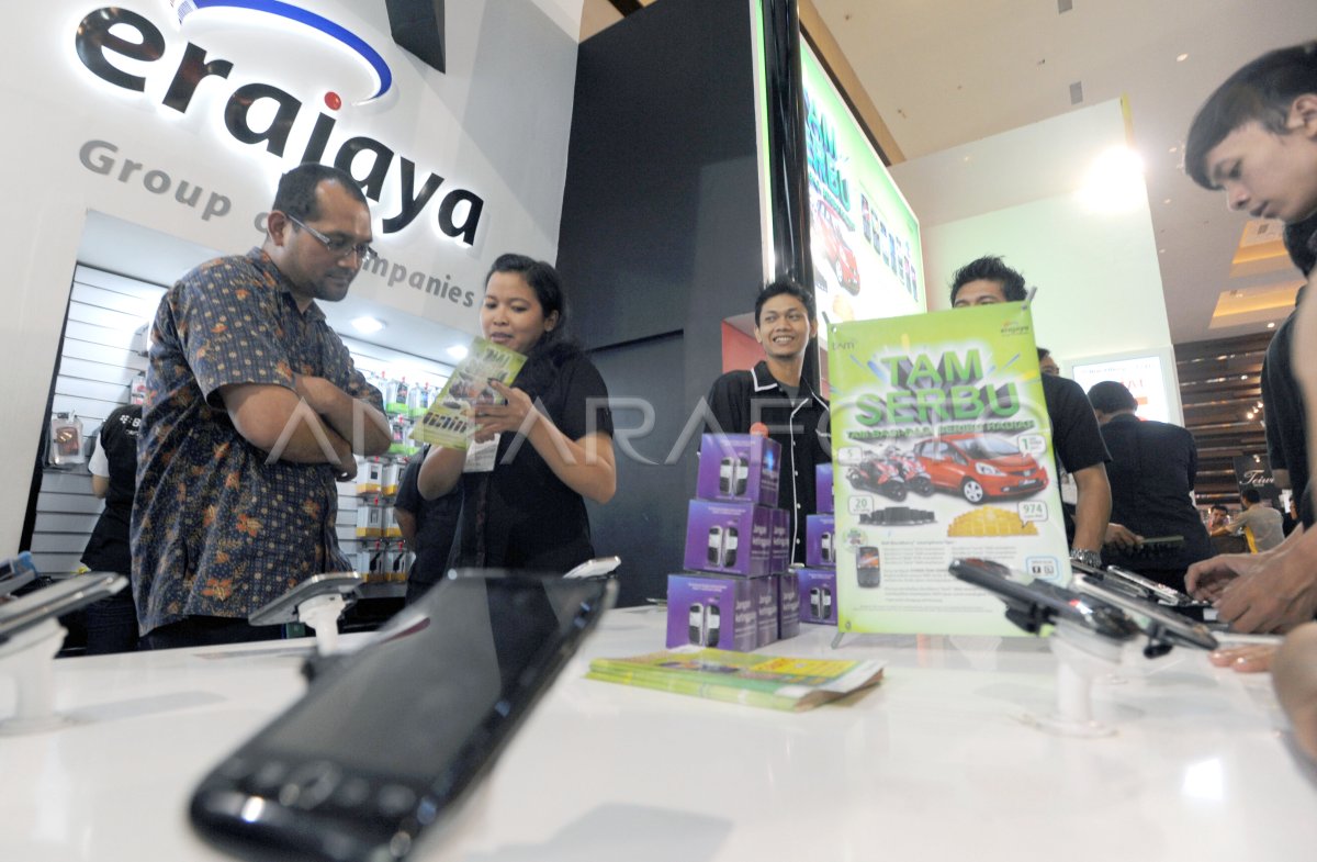 TARGET PENJUALAN ERAJAYA. | ANTARA Foto