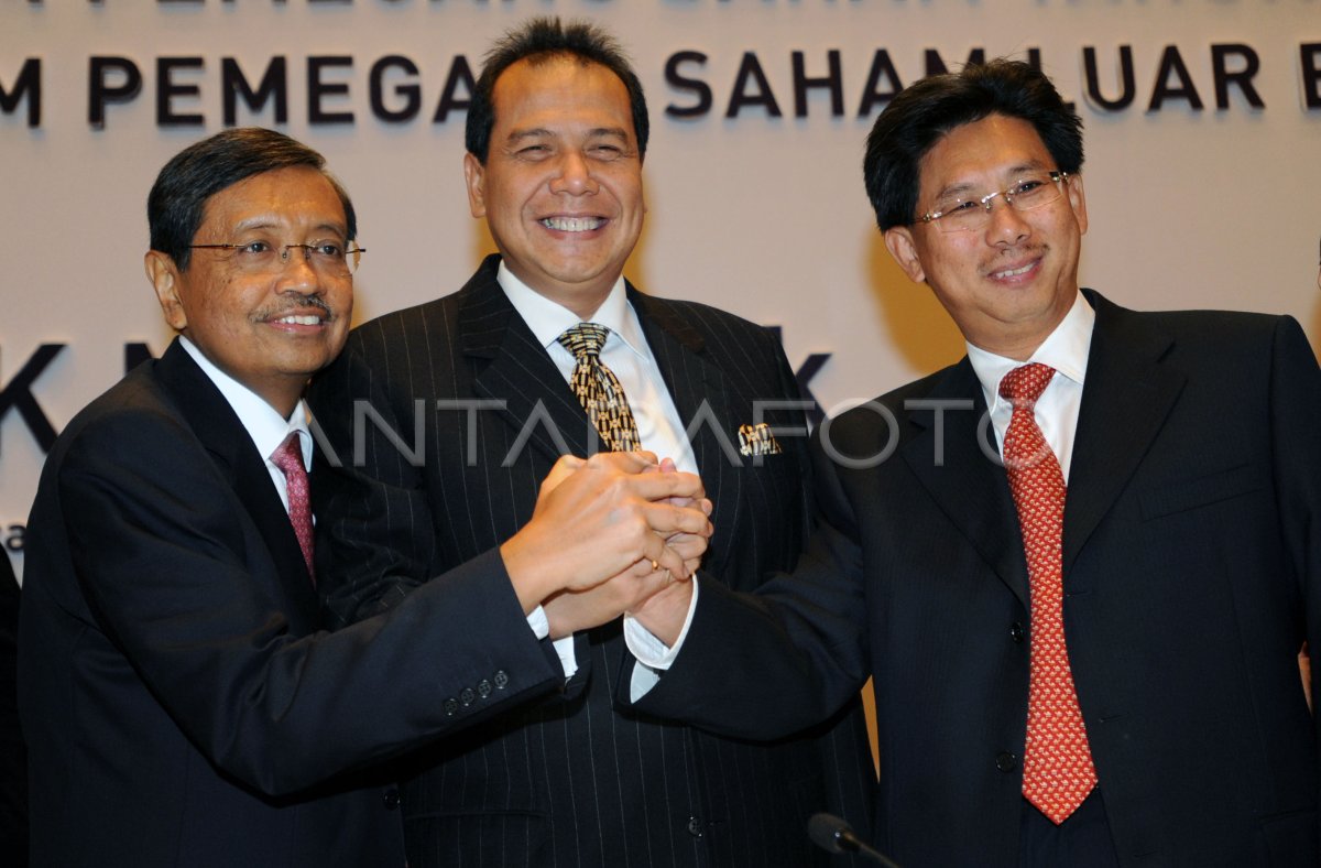 PERGANTIAN DIRUT BANK MEGA | ANTARA Foto