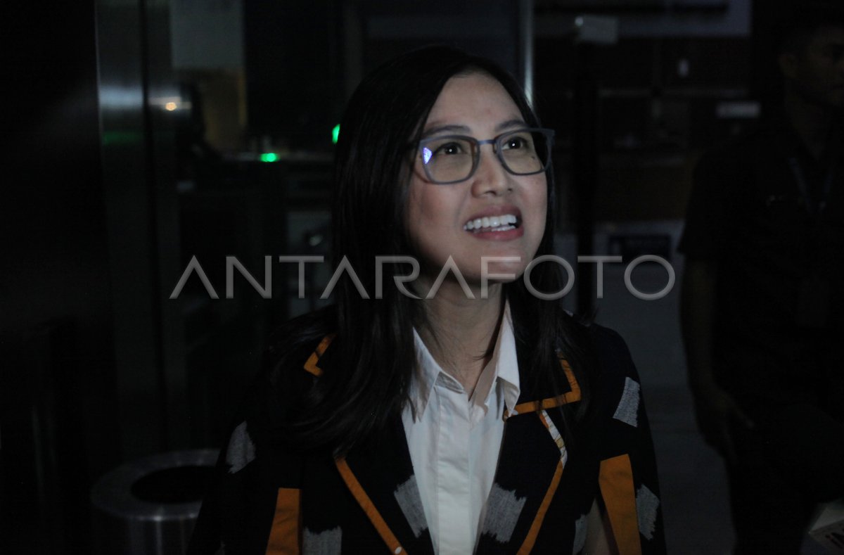 Pemeriksaan Anggota DPR Vita Ervina | ANTARA Foto