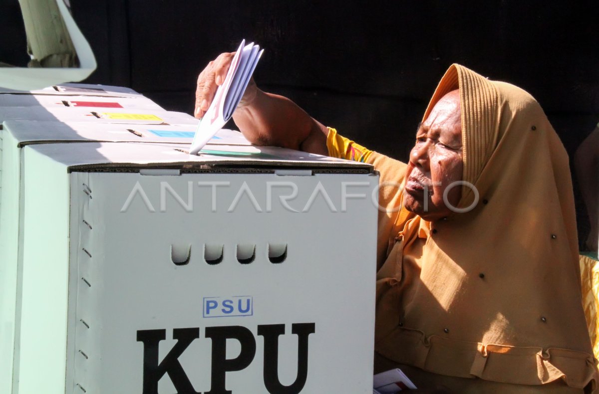 Pemungutan suara ulang Pemilu 2024 di Lhokseumawe | ANTARA Foto