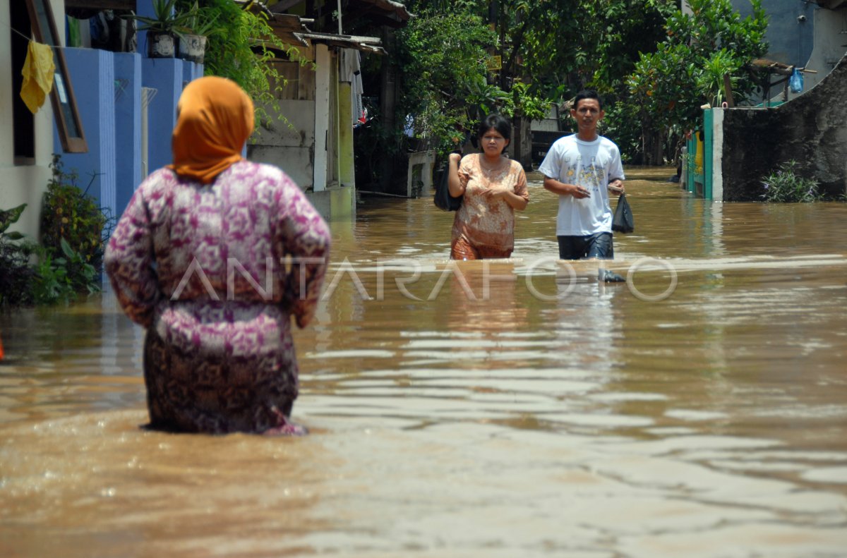 Banjir Cipinang Melayu Antara Foto