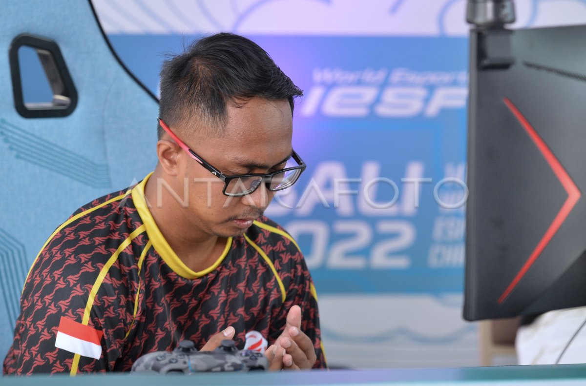 ATLET EFOOTBALL INDONESIA KALAHKAN ARGENTINA | ANTARA Foto