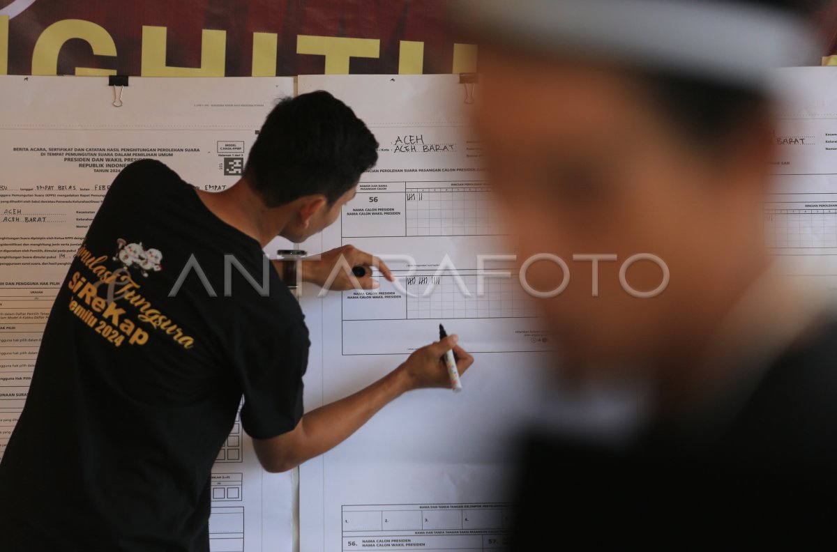 Simulasi Pemilu di Aceh Barat | ANTARA Foto Simulasi Pemilu di Aceh Barat | ANTARA Foto