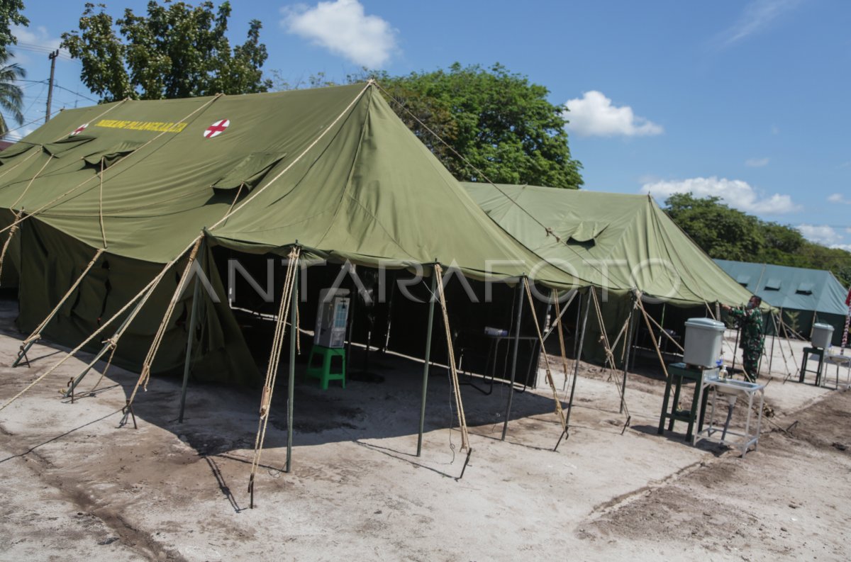 TENDA DARURAT RUANG ISOLASI COVID-19 | ANTARA Foto