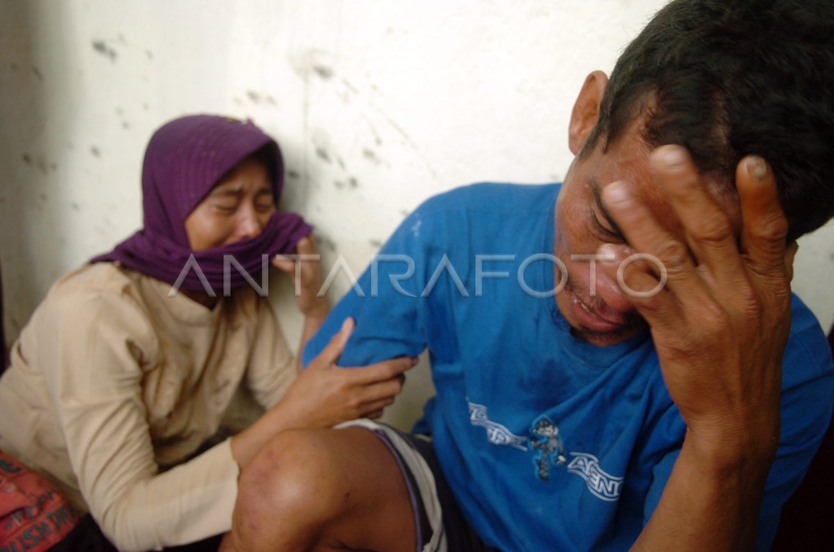 KORBAN SELAMAT | ANTARA Foto KORBAN SELAMAT | ANTARA Foto