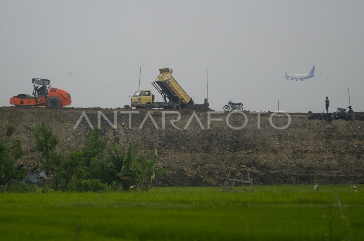 TOL SOLO-KERTOSONO | ANTARA Foto TOL SOLO-KERTOSONO | ANTARA Foto