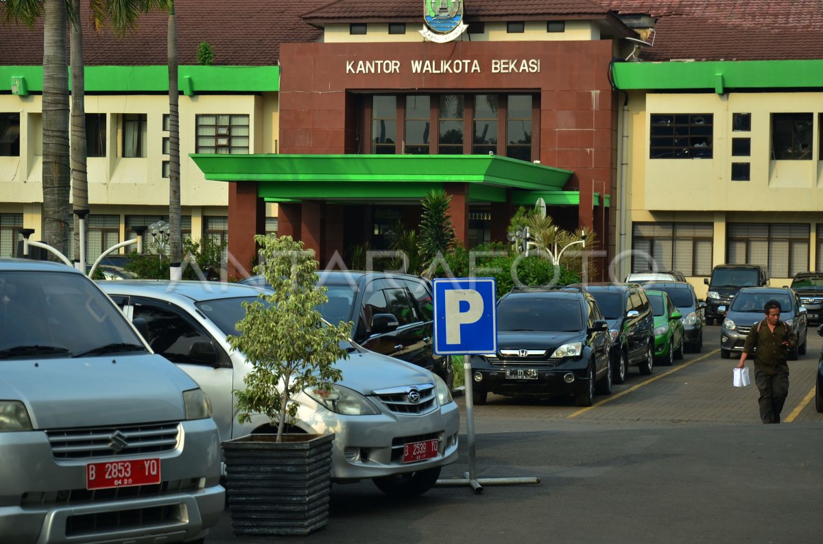 RENCANA PENATAAN LAHAN PARKIR PEMKOT BEKASI | ANTARA Foto RENCANA PENATAAN LAHAN PARKIR PEMKOT BEKASI | ANTARA Foto