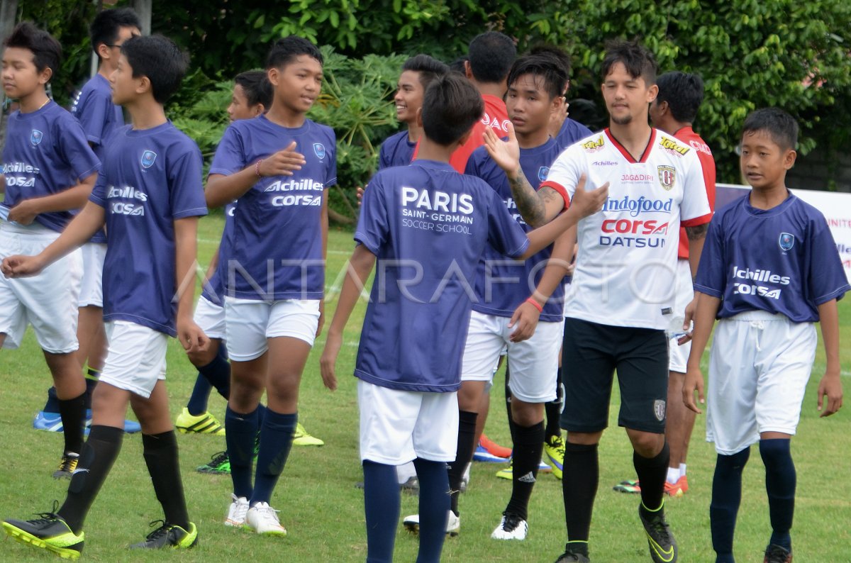 LATIHAN PERDANA AKADEMI PSG | ANTARA Foto LATIHAN PERDANA AKADEMI PSG | ANTARA Foto