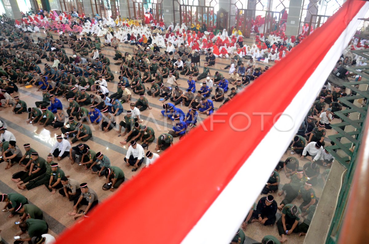 DOA BERSAMA UNTUK NEGERI | ANTARA Foto