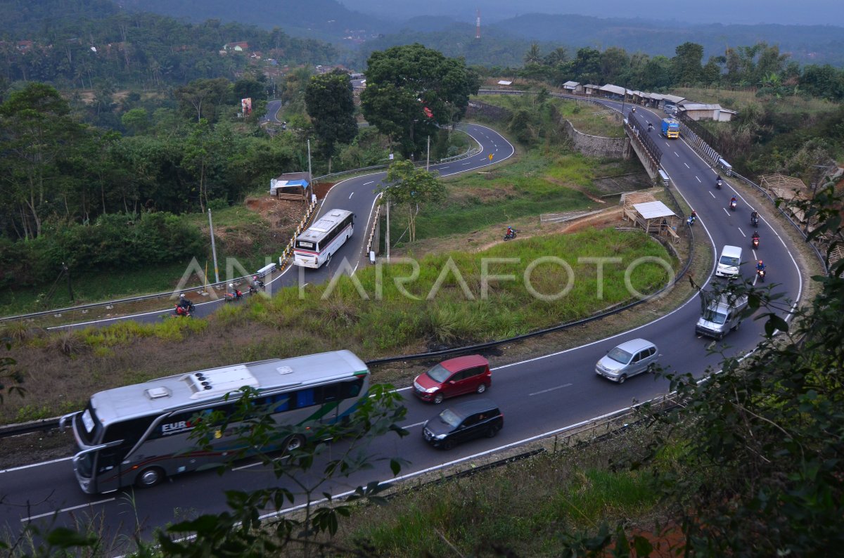 ARUS MUDIK LINGKAR GENTONG | ANTARA Foto