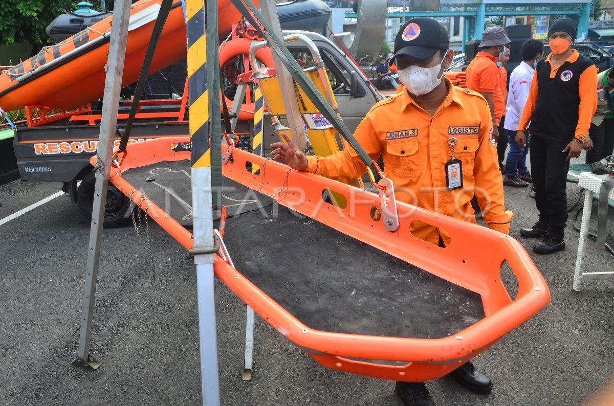 APEL KESIAPSIAGAAN PENANGGULANGAN BENCANA | ANTARA Foto