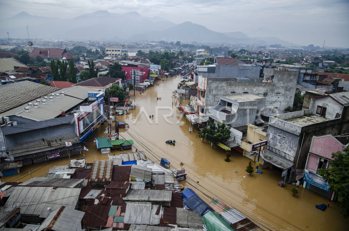 Banjir di Kabupaten Bandung | ANTARA Foto