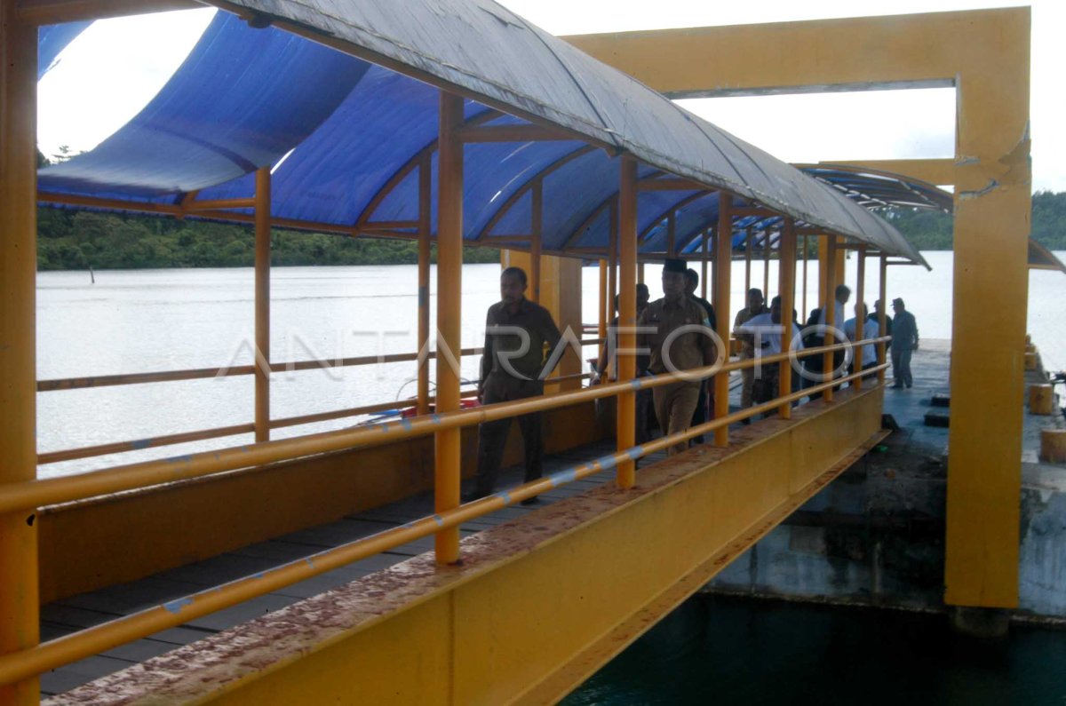 PELABUHAN RUSAK | ANTARA Foto PELABUHAN RUSAK | ANTARA Foto