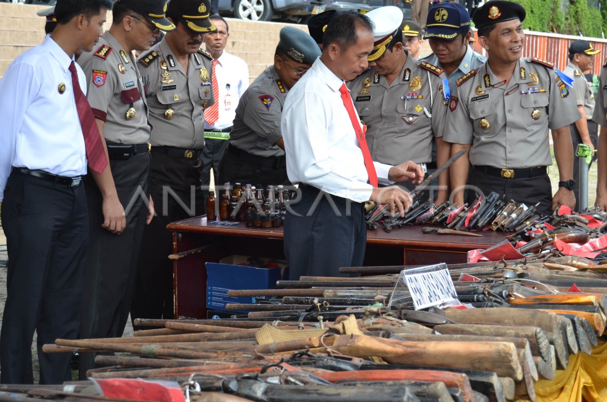 PEMUSNAHAN SENPI ILEGAL | ANTARA Foto