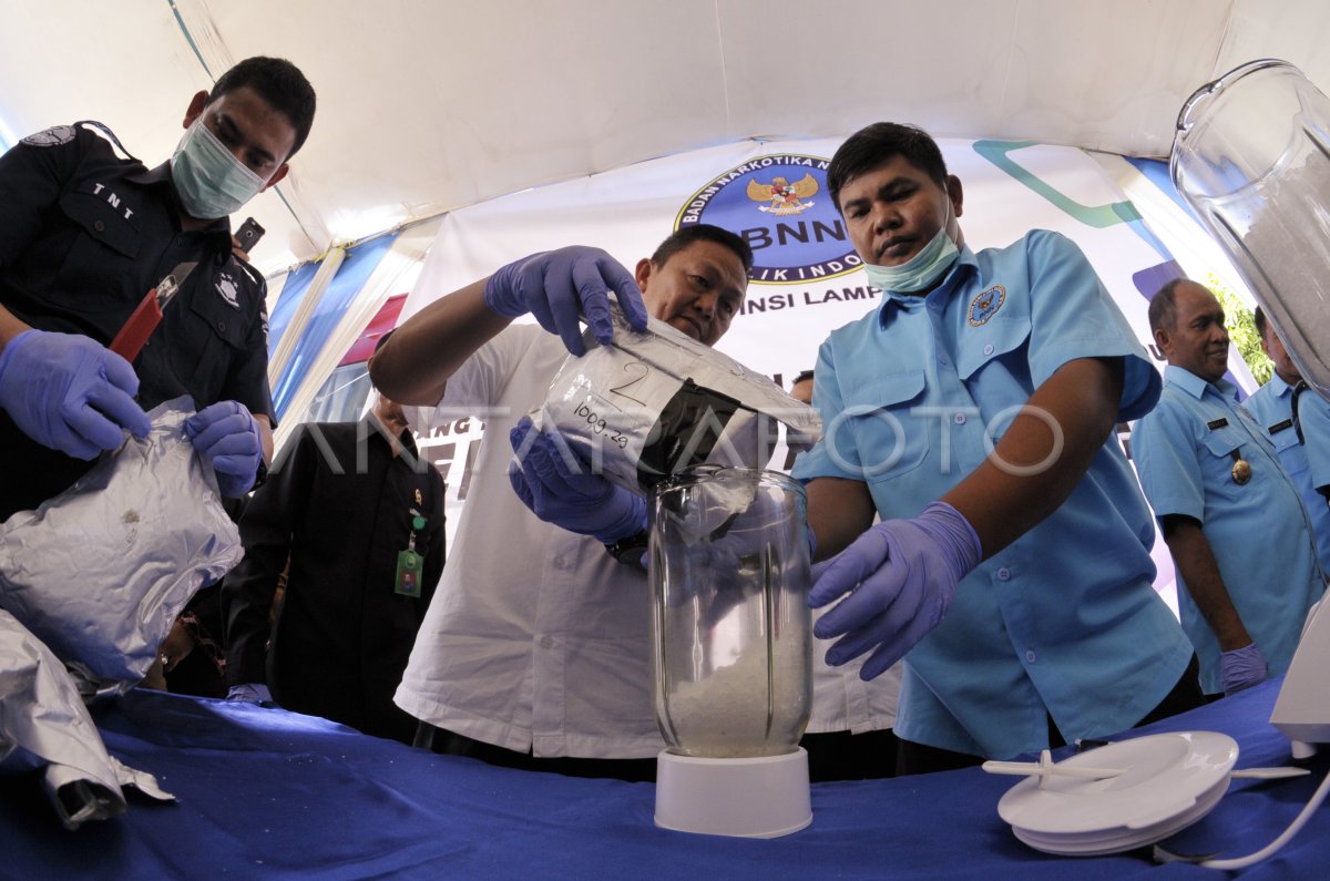 PEMUSNAHAN BARANG BUKTI SABU | ANTARA Foto