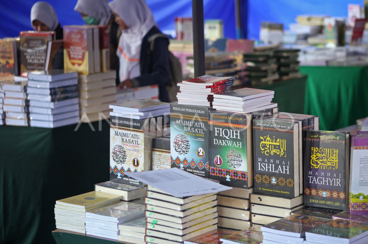 PAMERAN BUKU ISLAM | ANTARA Foto