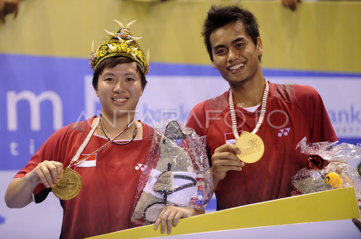 LILYANA/TONTOWI JUARA | ANTARA Foto