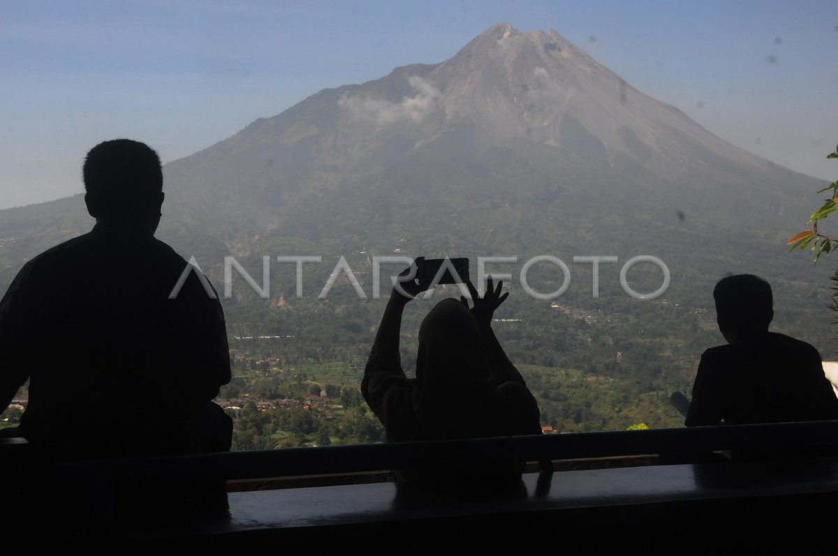 GUGURAN AWAN PANAS GUNUNG MERAPI | ANTARA Foto GUGURAN AWAN PANAS GUNUNG MERAPI | ANTARA Foto