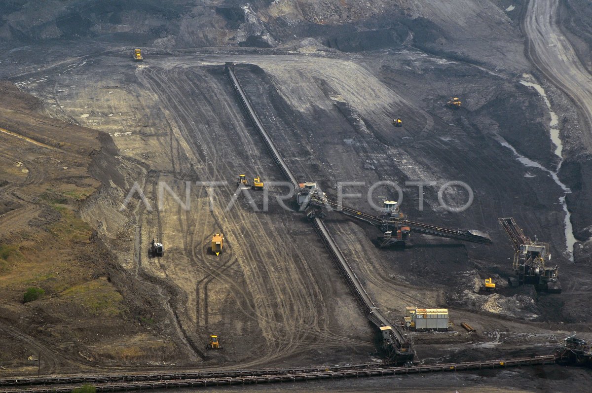 TARGET PTODUKSI BATUBARA | ANTARA Foto
