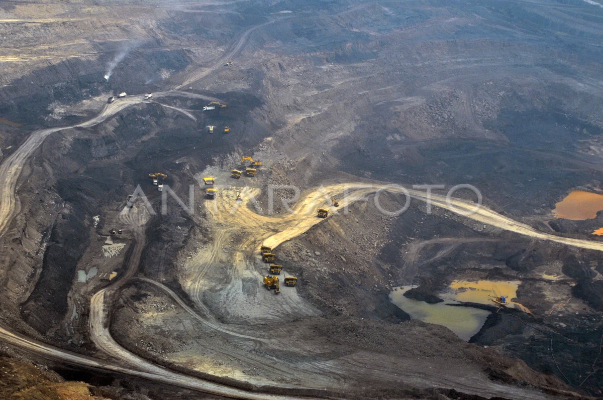 TARGET PTODUKSI BATUBARA | ANTARA Foto